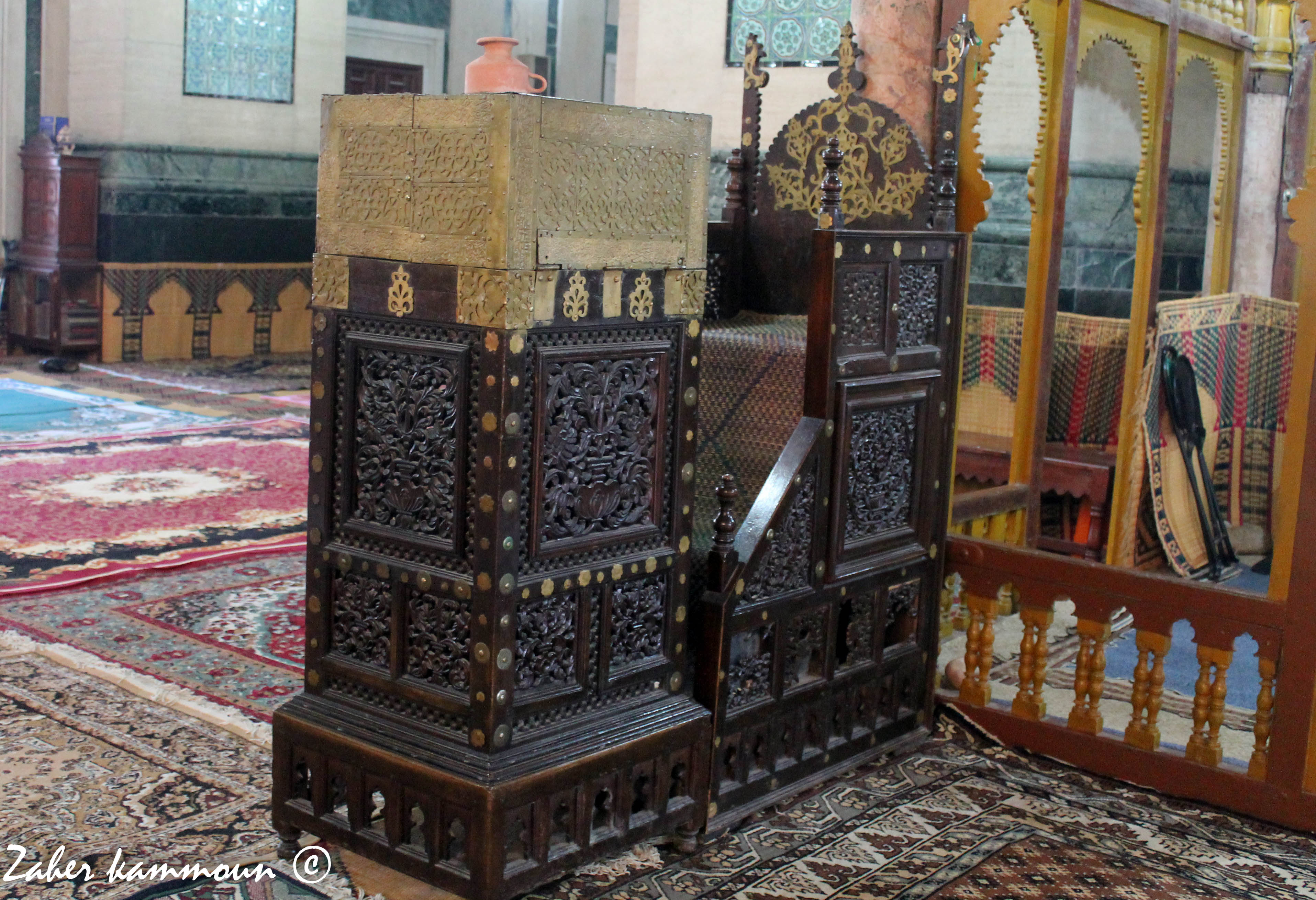 Zaher Kammoun » » La mosquée de Mohamed Bey (mosquée Sidi Mehrez)